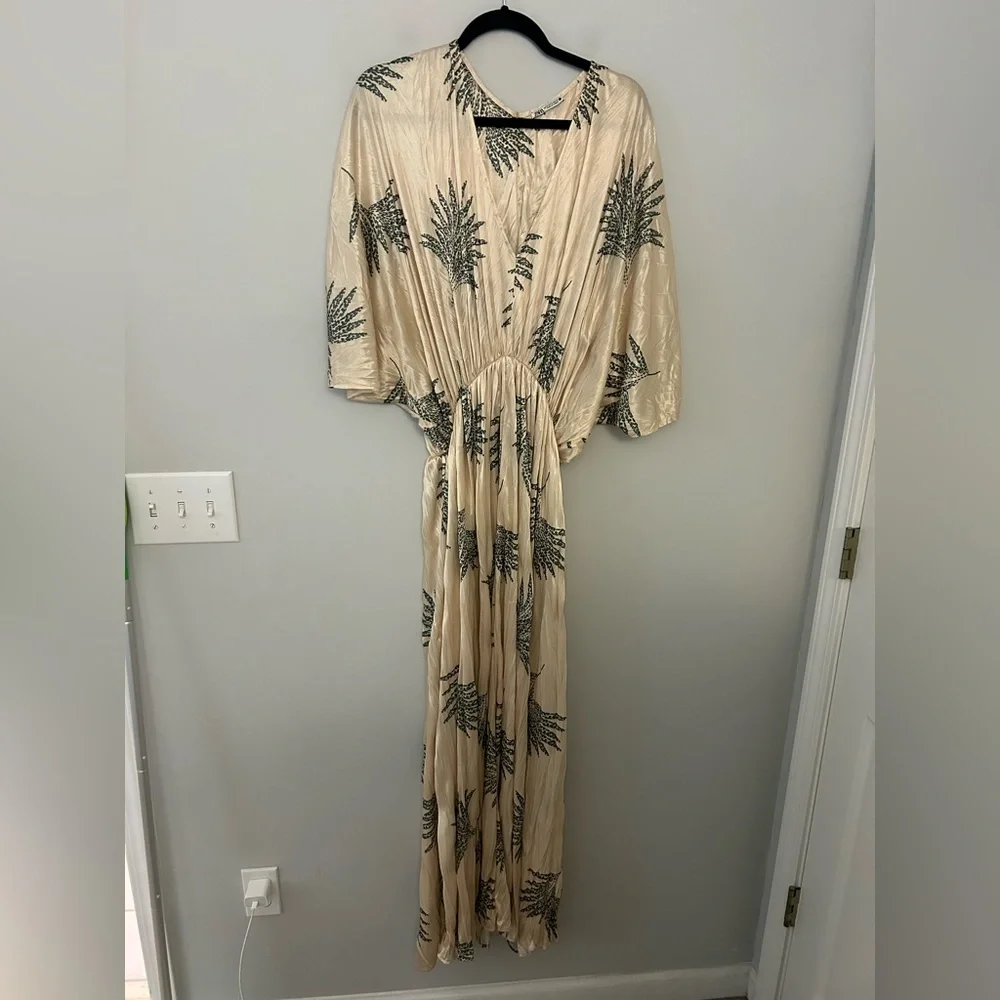 Zara | Dresses | Zara Cream Maxi Dress With Green Leaf Print | Poshmark